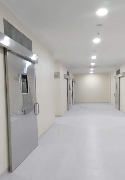 PINTU RUANG OPERASI